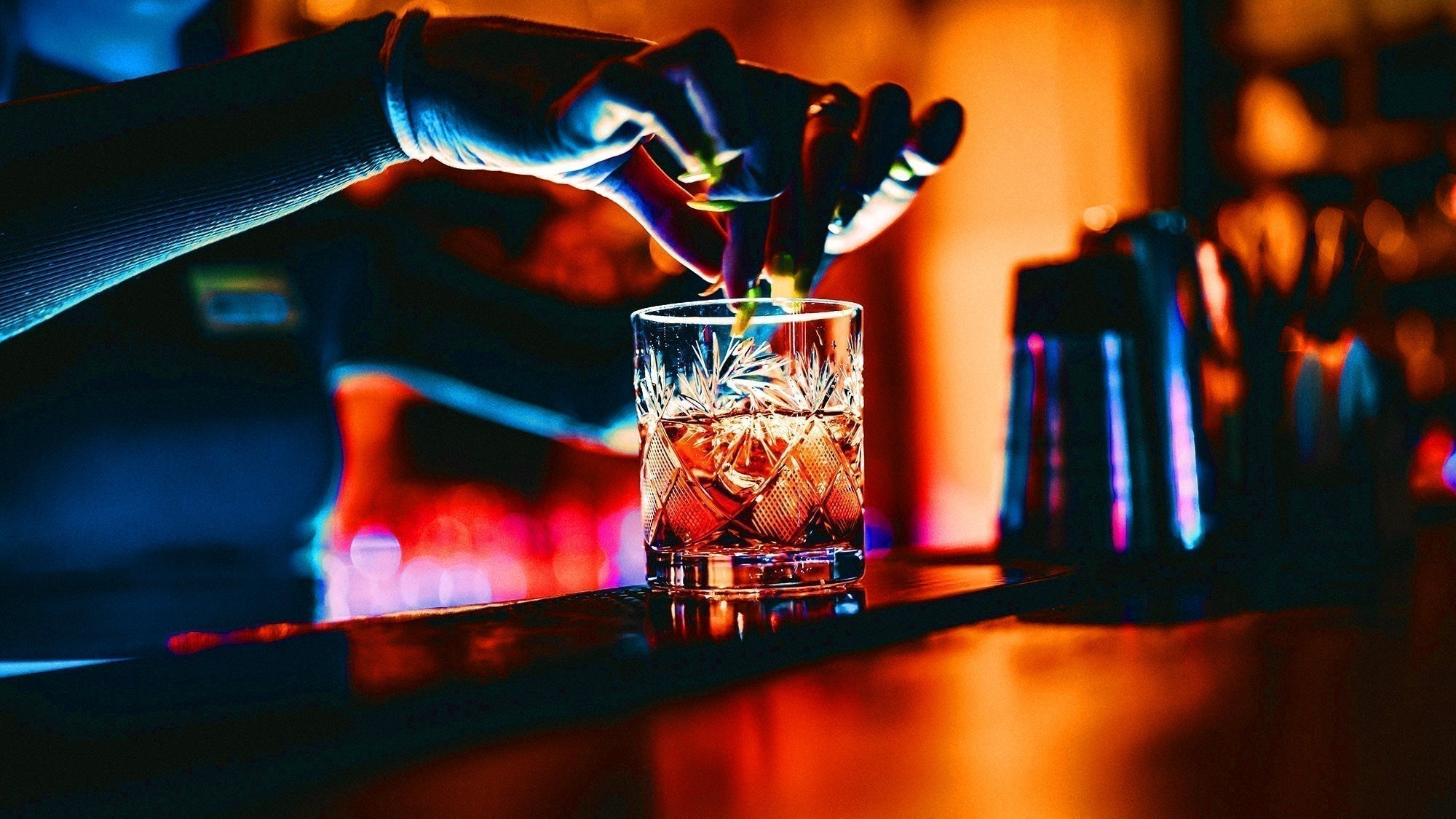 7 Costly Mistakes New Nightclub Owners Make (And How to Avoid Them ...